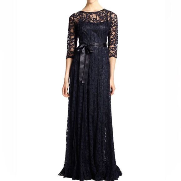 Rickie Freeman for Teri Jon | Dresses | Terijon Lace Pintuckgown Size 4 ...